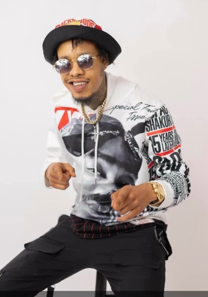 Who is Kevin Savage Known as “Mrooohshit”