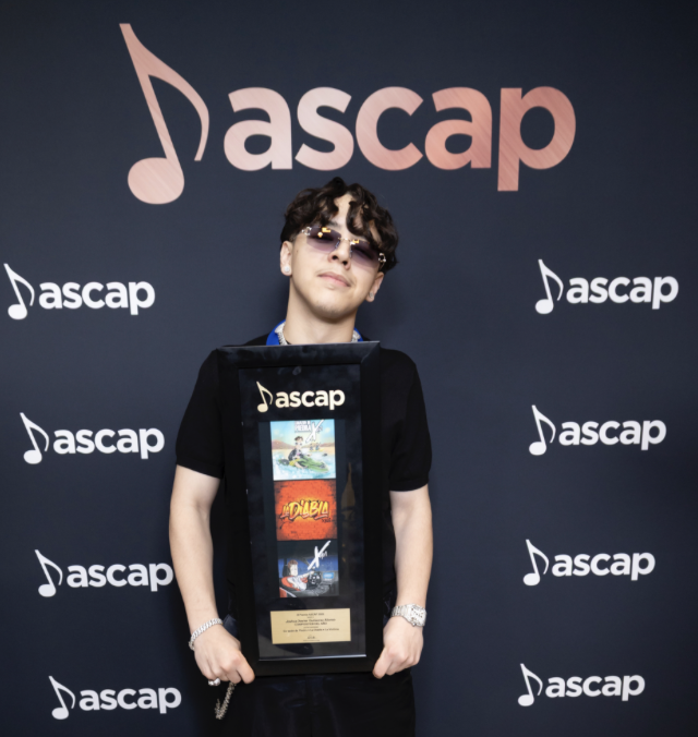 XAVI NAMED YOUNGEST-EVER SONGWRITER OF THE YEAR AT THE 2025 ASCAP LATIN ...